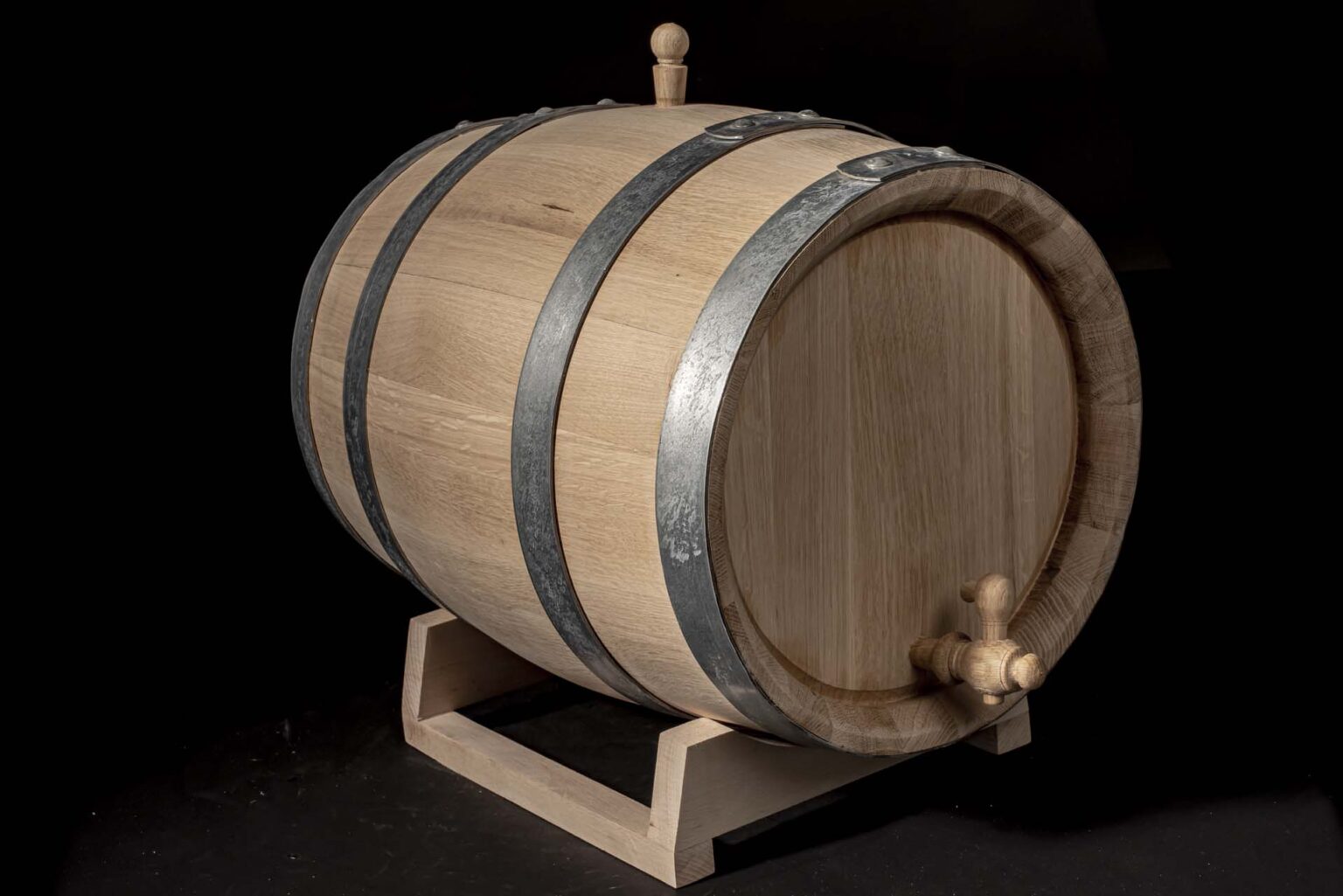 Handcrafted 13.2-Gallon European Special Edition Oak Barrel | Unrivaled ...