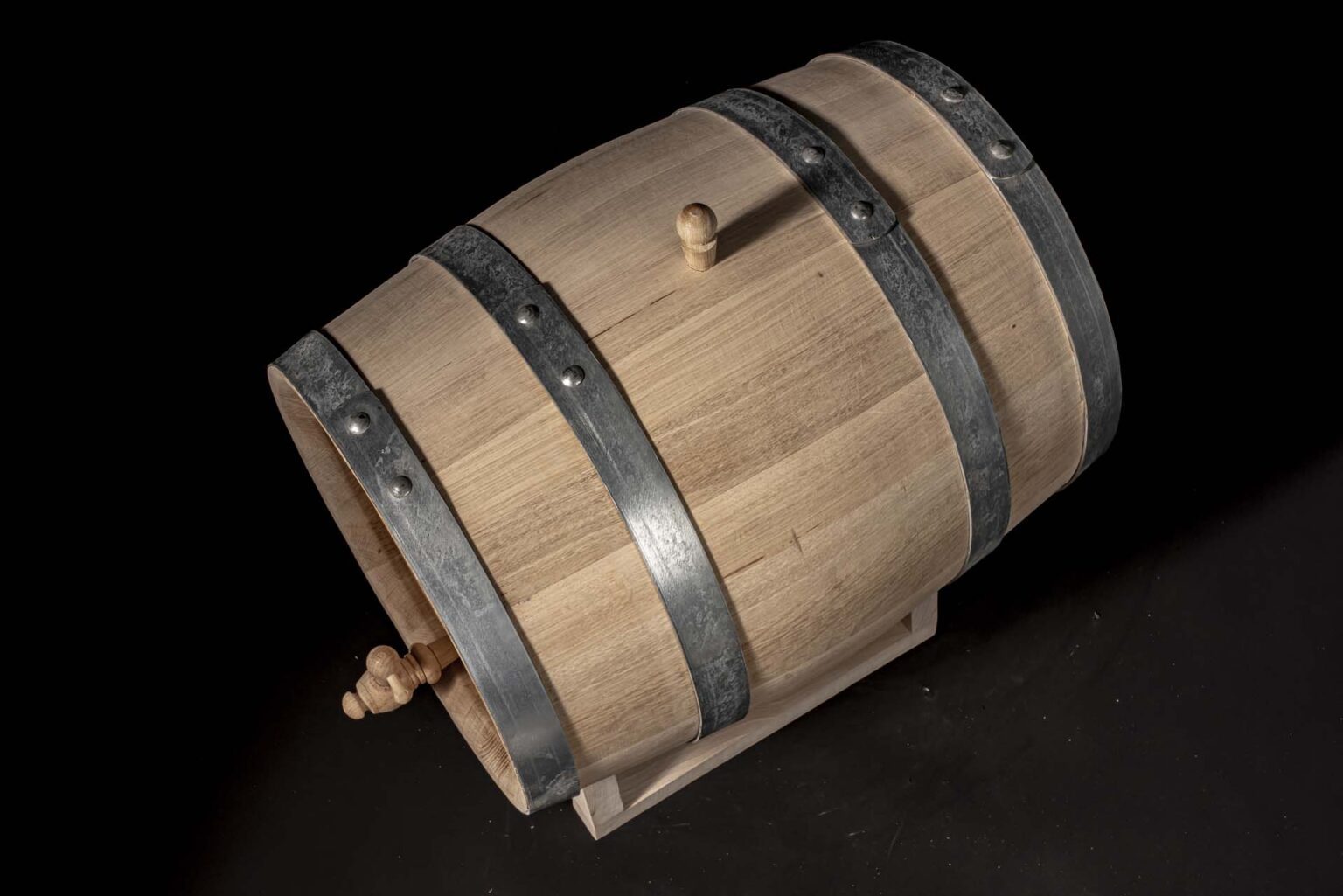 Handcrafted 13.2-Gallon European Special Edition Oak Barrel | Unrivaled ...
